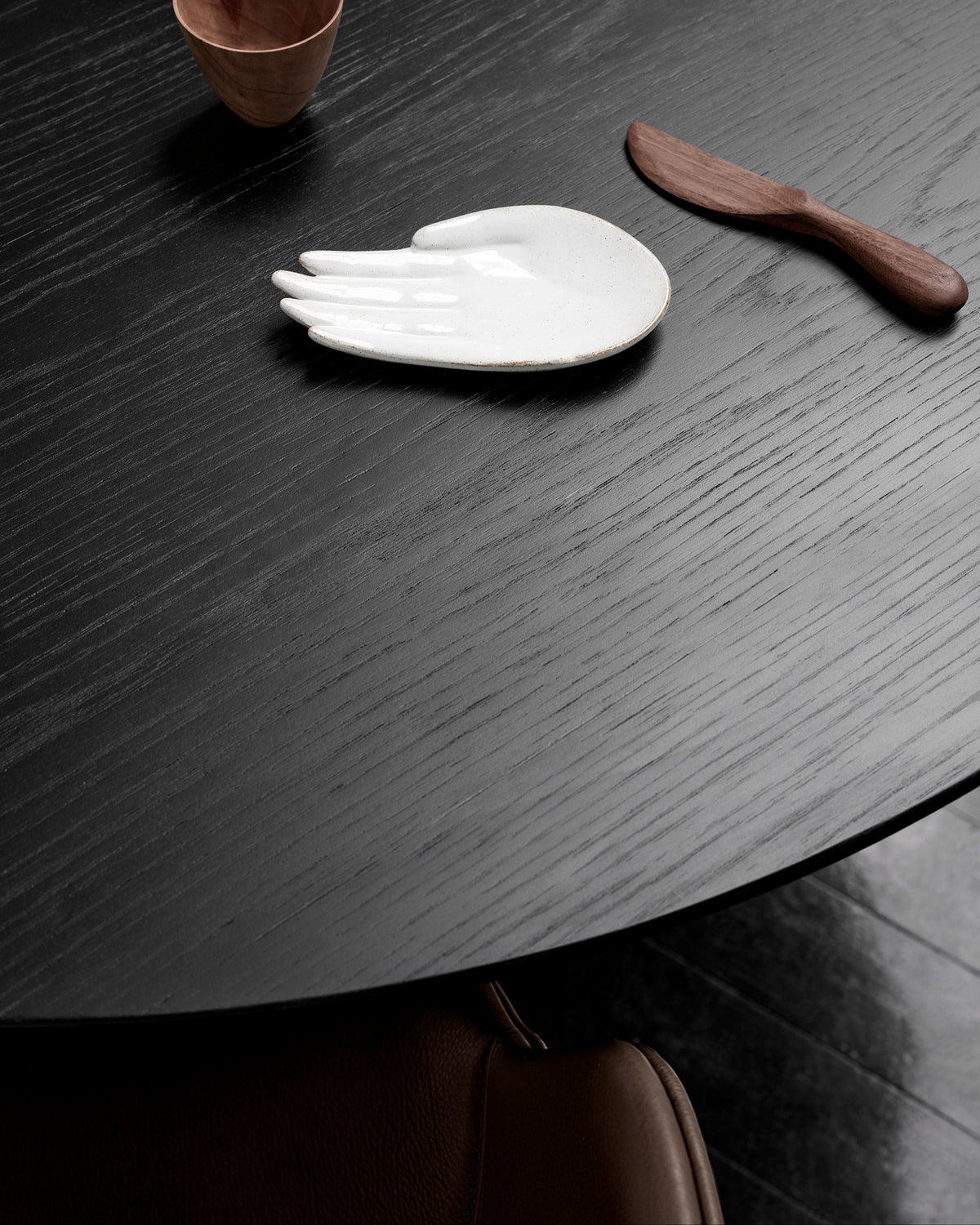 Coin Dining Table - Ø120 - Brown oak